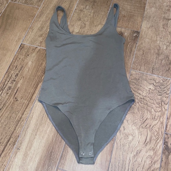 Forever 21 | Tops | Super Soft Body Suit | Poshmark